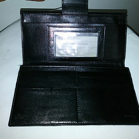 Fendi | Bags | Authentic Fendi Wallet | Poshmark